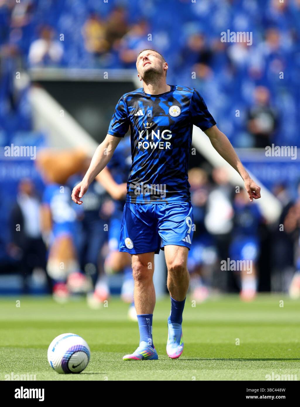 Leicester City's Jamie Vardy during the warm up before the Premier ...