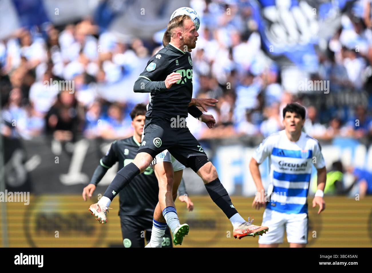 ZWOLLE - (l-r) Romano Postema of FC Groningen, Ryan Thomas of PEC ...