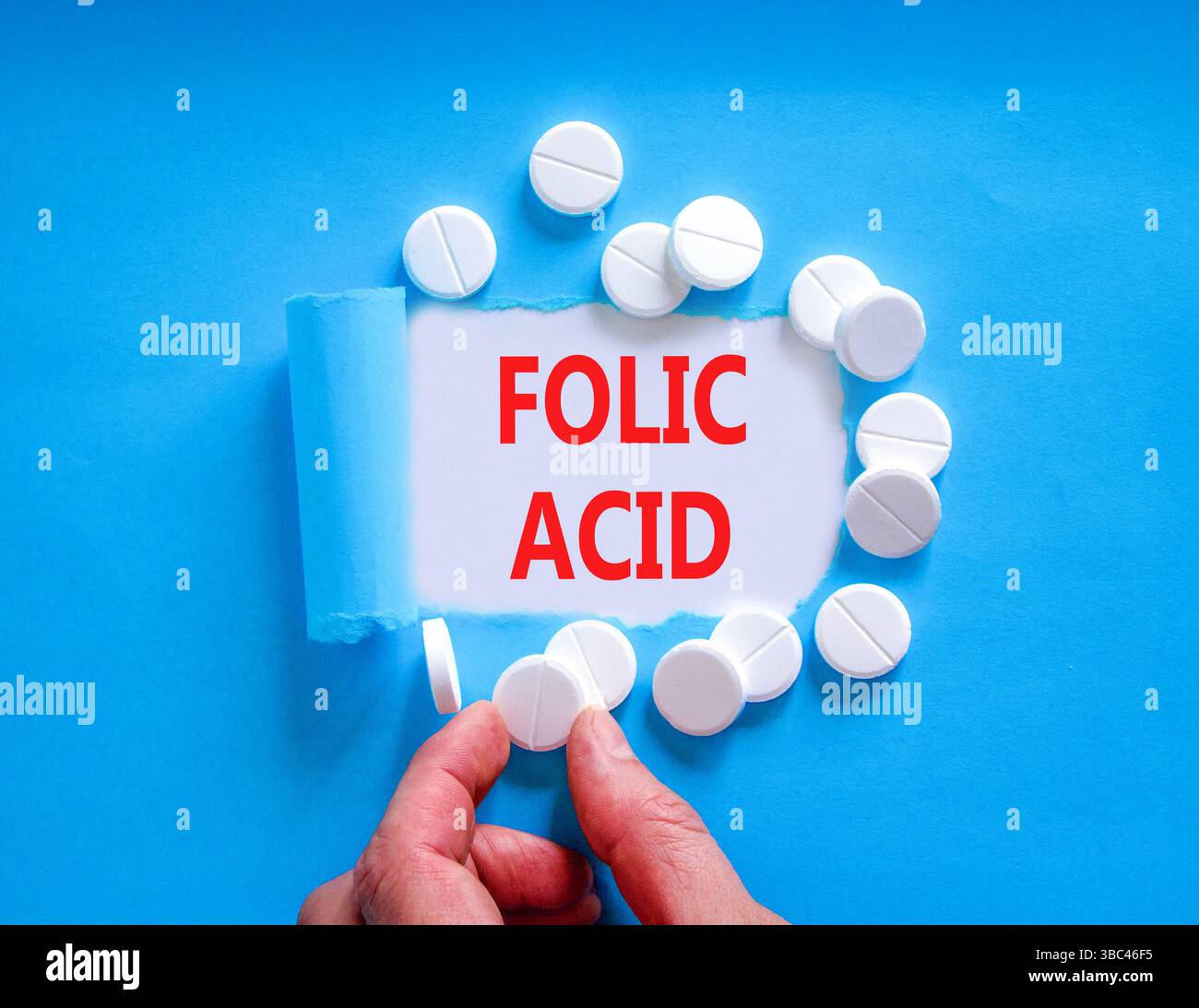 Folic acid symbol. Concept words Folic acid on beautiful white paper ...