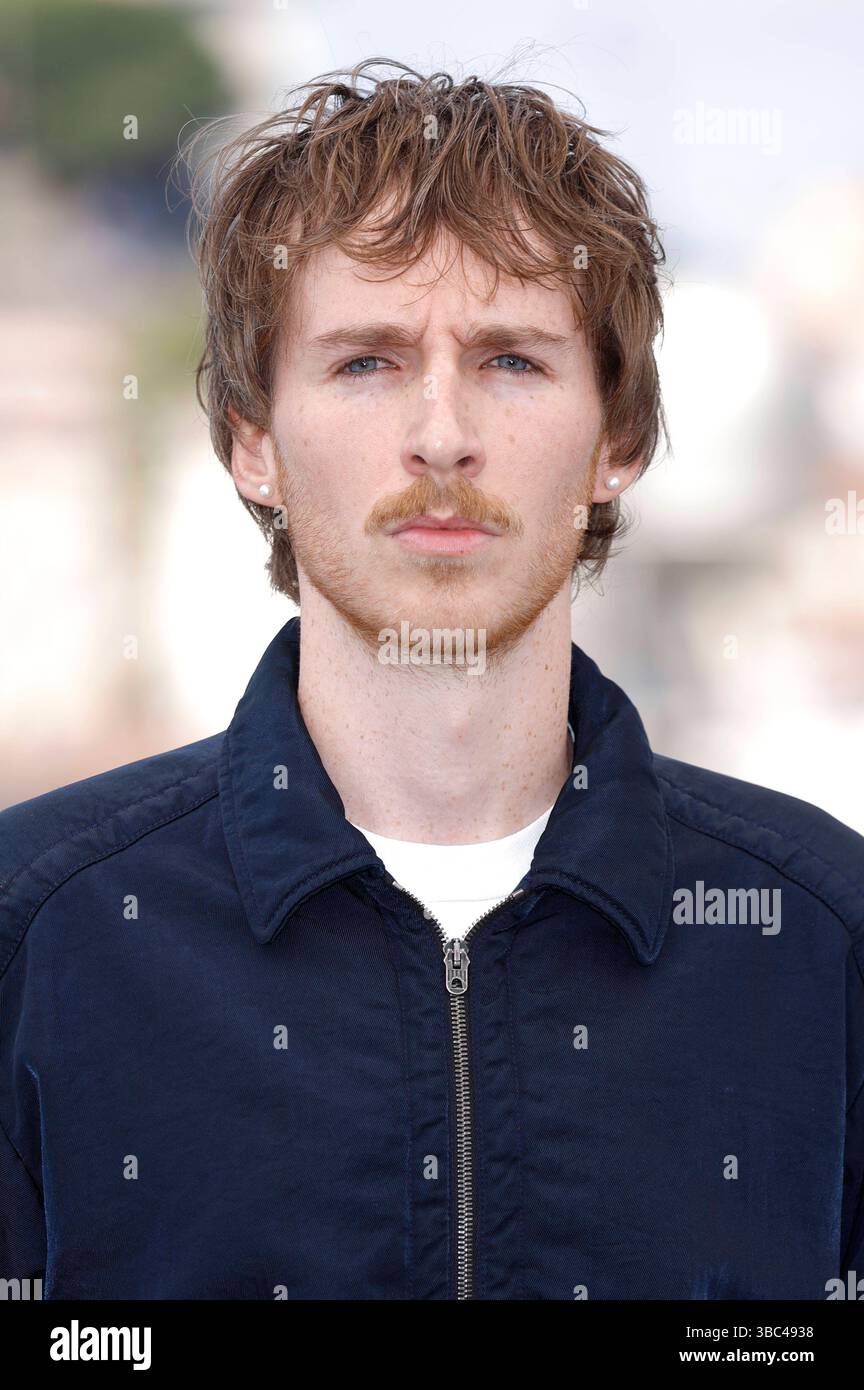 Leo lewis o neil hi-res stock photography and images - Alamy