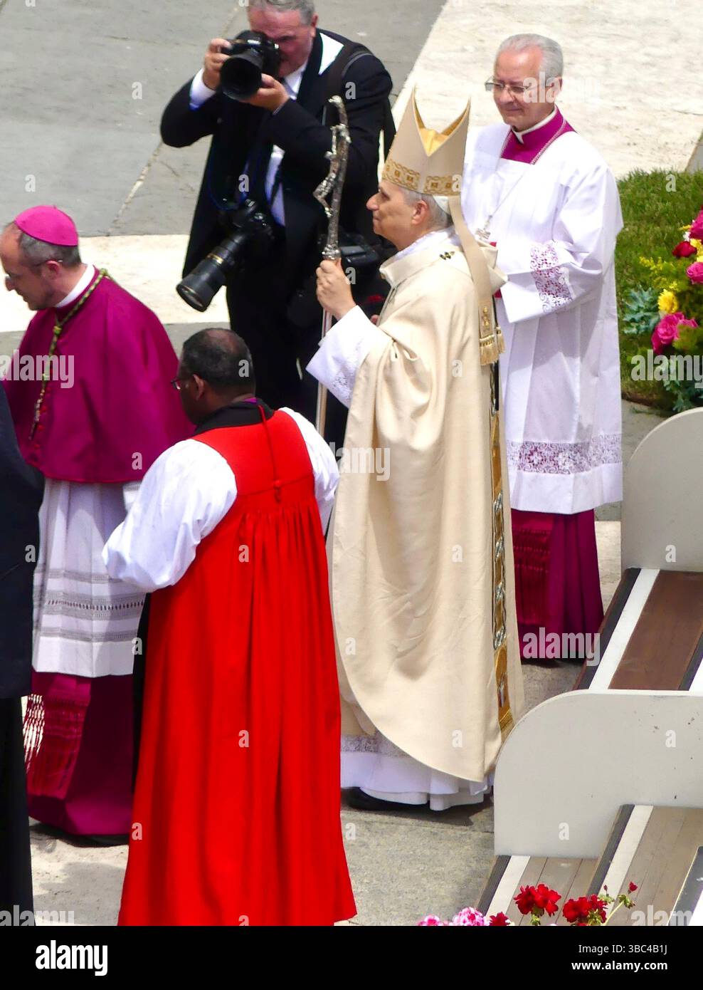 Vatican City, Vatican. May 18, 2025, Vatican, Italy: Pope leo xiv presides over inaugural mass ...
