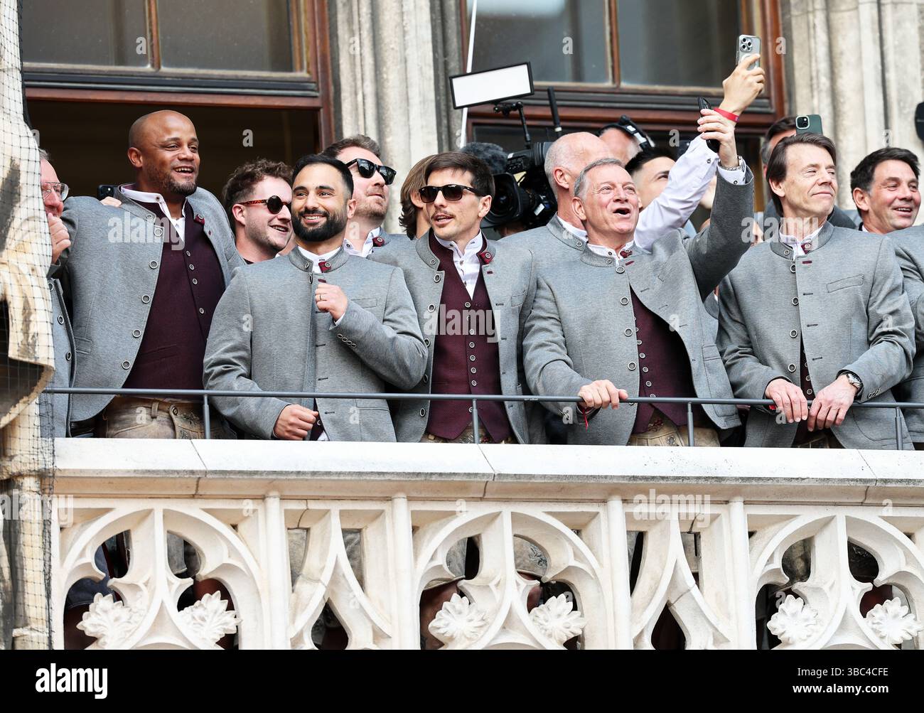 Team members bayern munich hi-res stock photography and images - Alamy