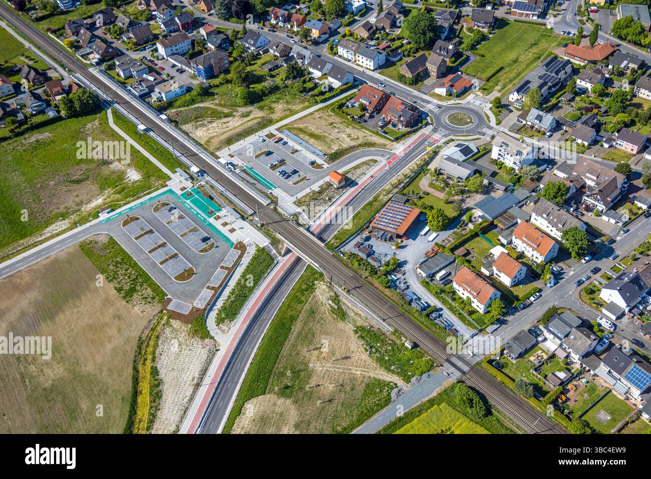 Luftbild, geplante Nahverkehrsverbindung mit Haltepunkt in Westtünnen ...