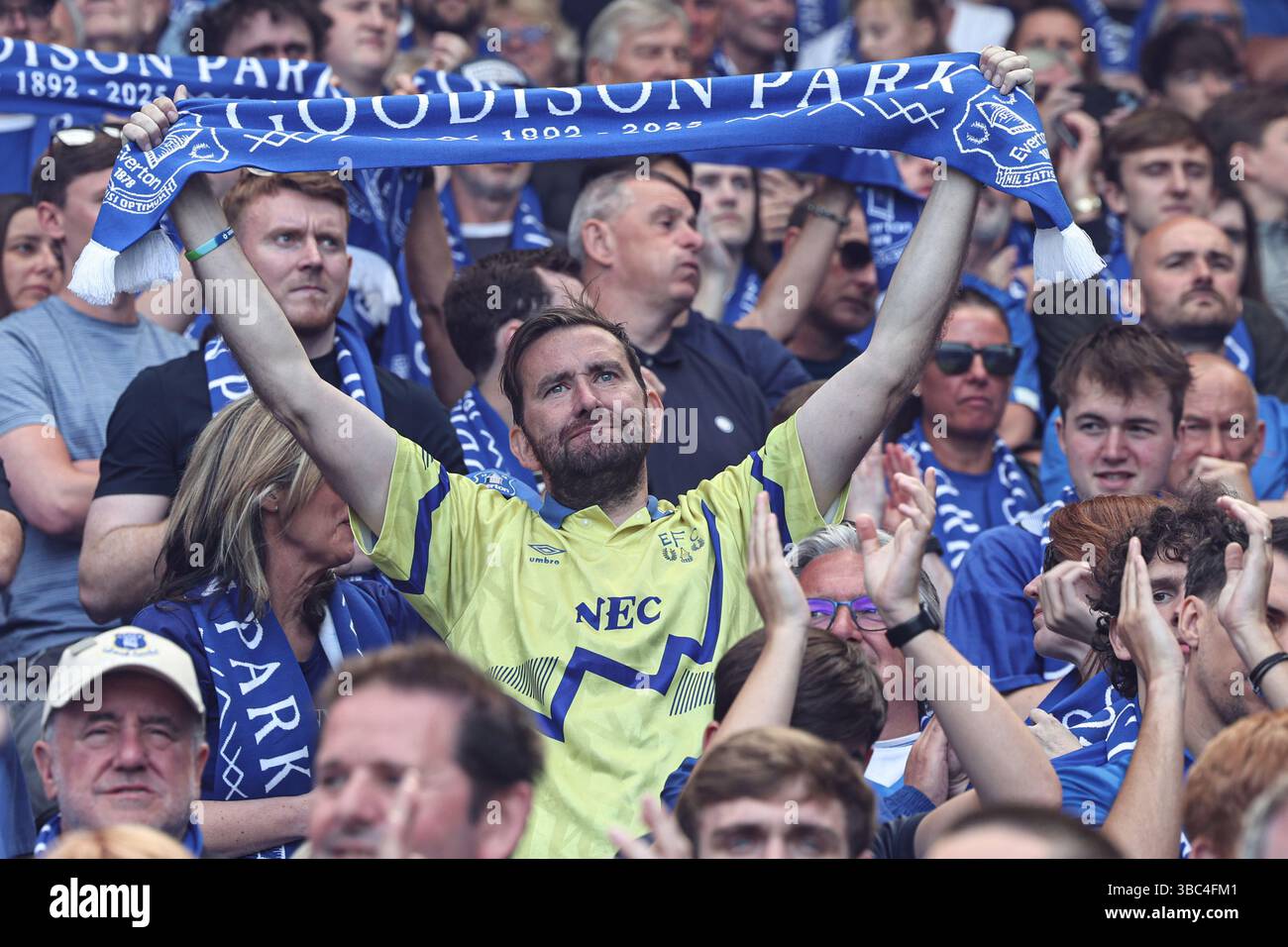 Liverpool, UK. 18th May, 2025. Everton fan with a sad look celebrating ...