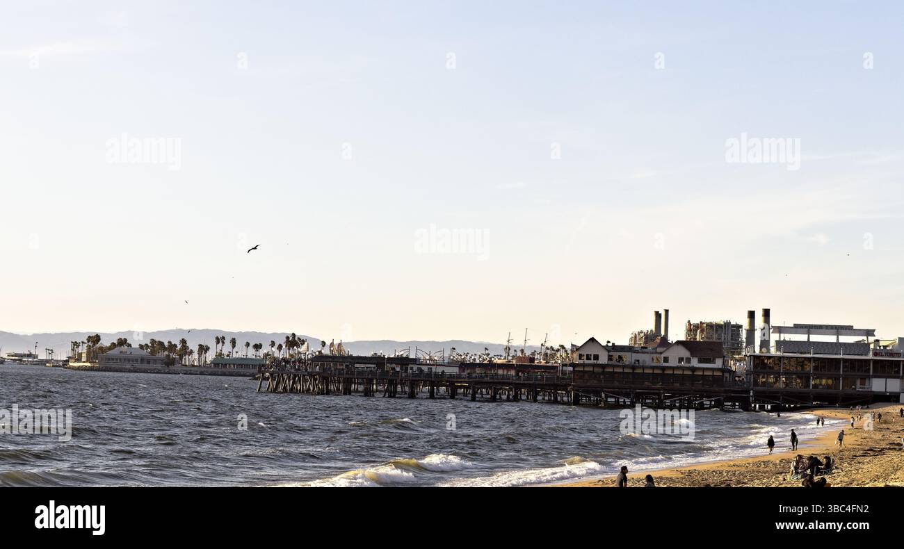 Redondo beach pier sunset california hi-res stock photography and ...