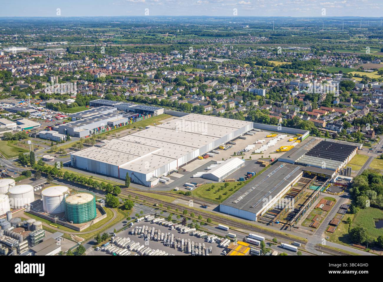 Luftbild, Gewerbegebiet mit MGL METRO Lager Hamm Warenlager, Mitte ...