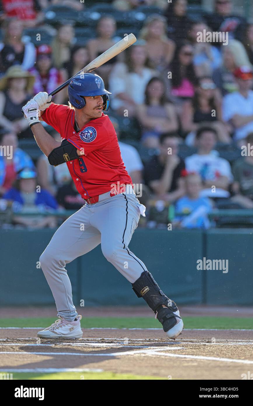 Hickory, NC: Kannapolis Cannon Ballers first base Lyle Miller-Green (9 ...