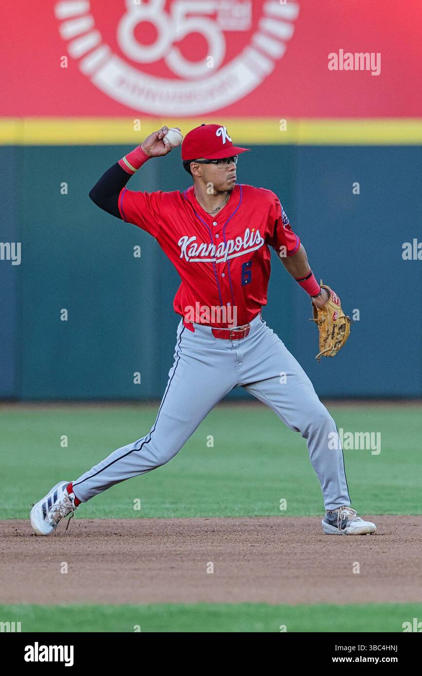 Hickory, NC: Kannapolis Cannon Ballers second base Miguel Santos (6 ...