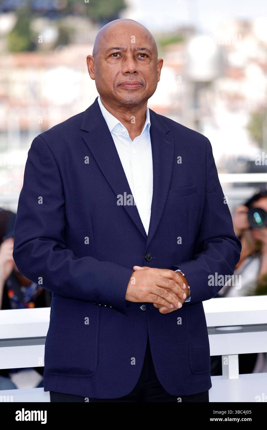 Raoul Peck beim Photocall zum Dokumentarfilm Orwell auf dem Festival de ...