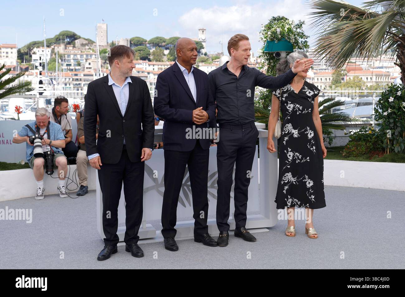 Aleksey Aygi / Alexei Aigui, Raoul Peck, Damian Lewis und Alexandra ...