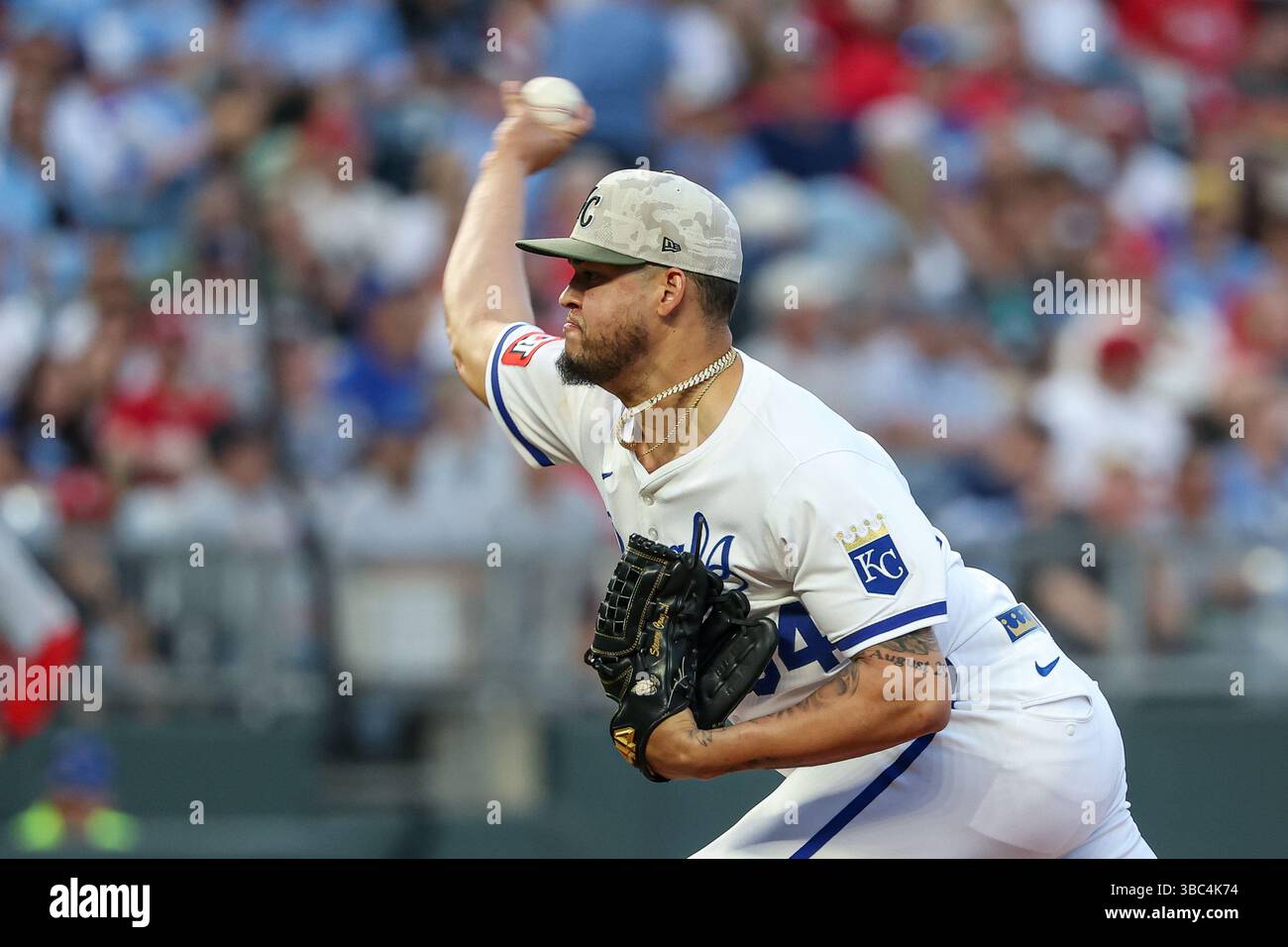 May 17, 2025: Kansas City Royals relief pitcher Steven Cruz (64 ...
