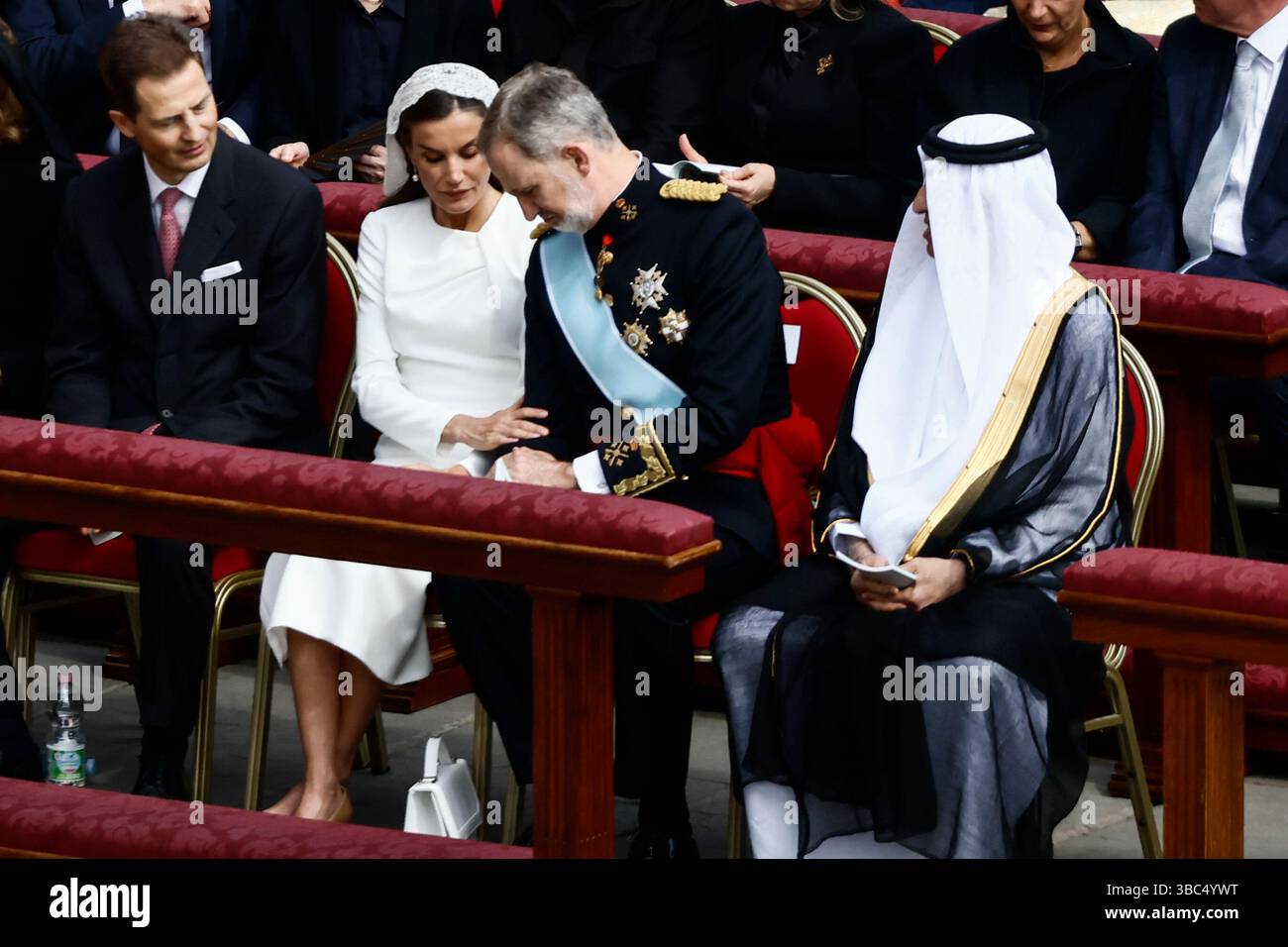 Intronizzazione di Papa Leone XIV , Filippo VI di Spagna e Matilde del ...