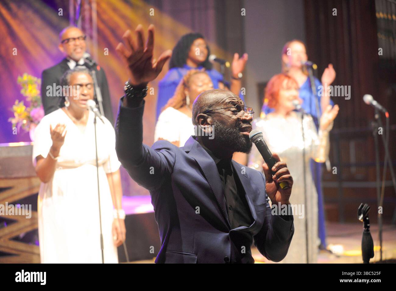 Der britische Gospel-Sänger Wayne Ellington bei der 19. Bottroper ...
