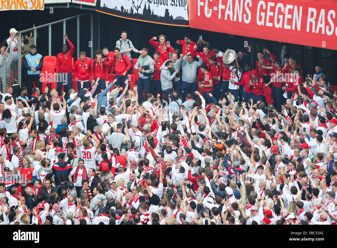 18 May 2025, North Rhine-Westphalia, Cologne: Soccer: Bundesliga 2, 1 ...