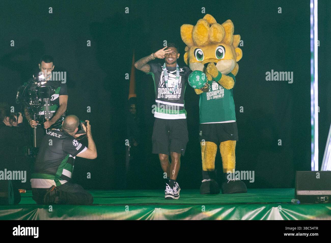 Lisbon, Lisbon, Portugal. 18th May, 2025. Sporting defender from Brazil ...