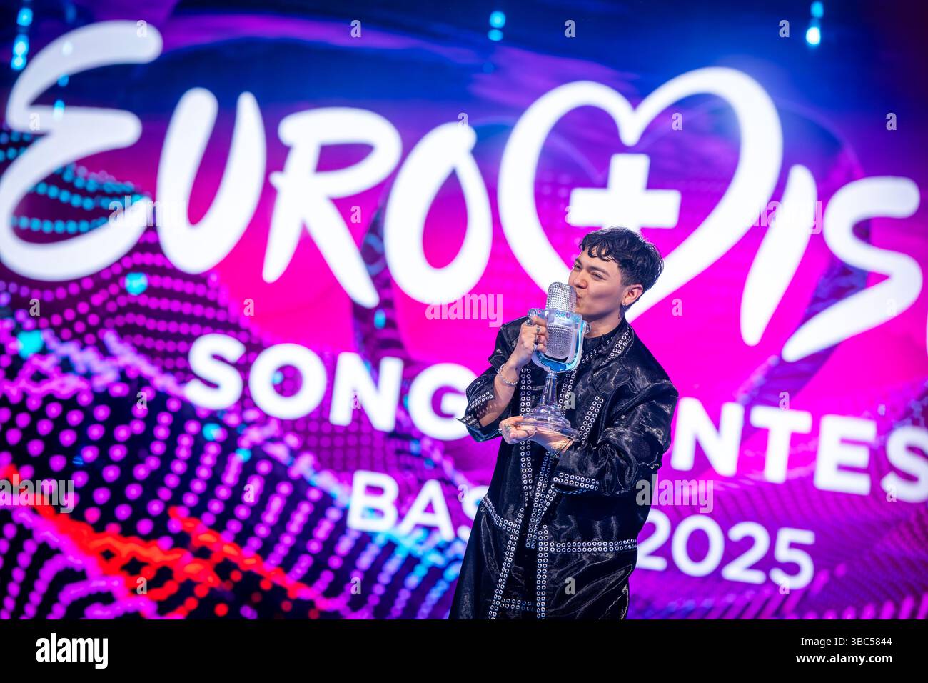 Basel, Switzerland. 18th May, 2025. JJ from Austria wins the final of the 69th Eurovision Song ...