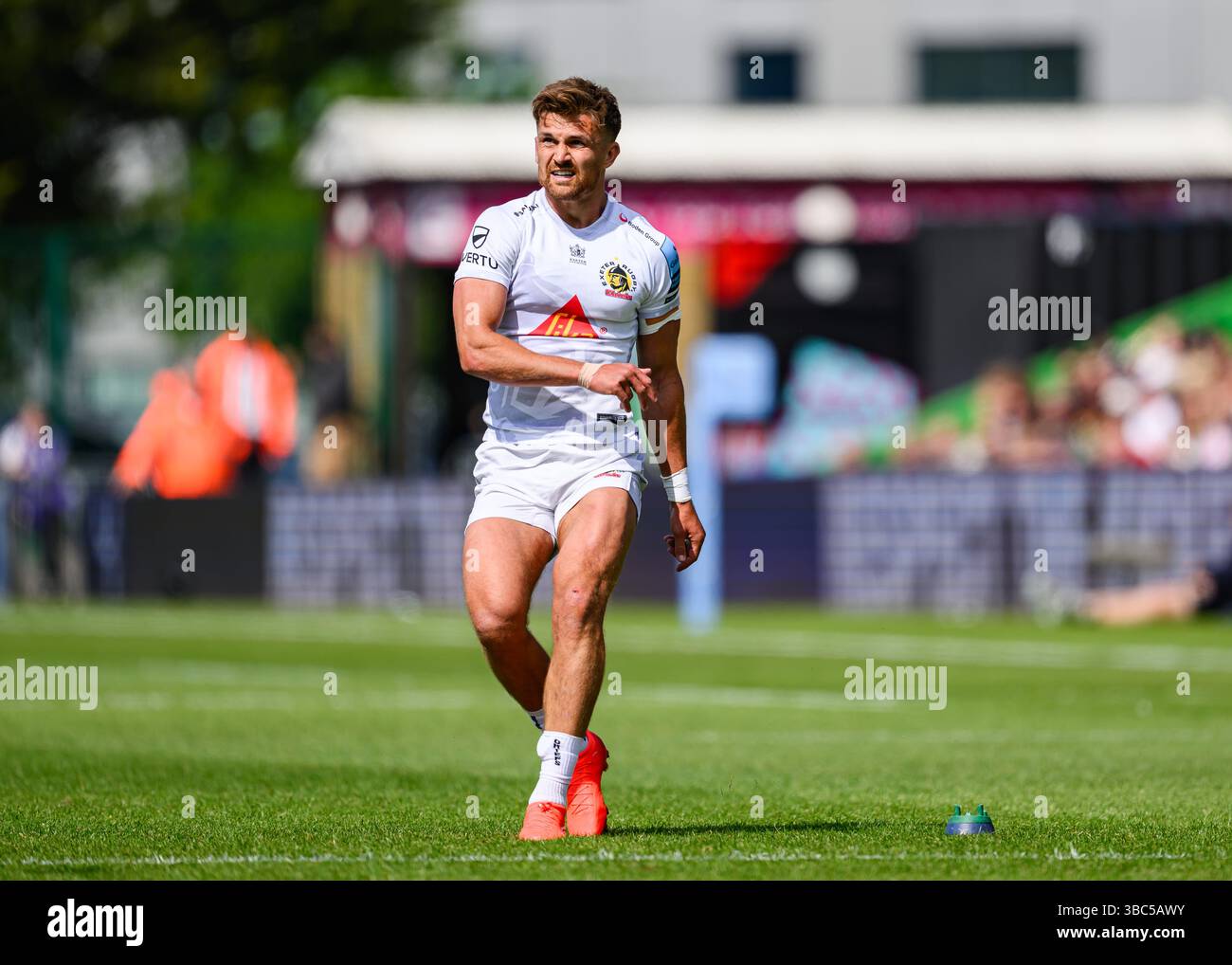 LONDON, UNITED KINGDOM - May 18: Henry Slade of Exeter Chiefs takes a ...