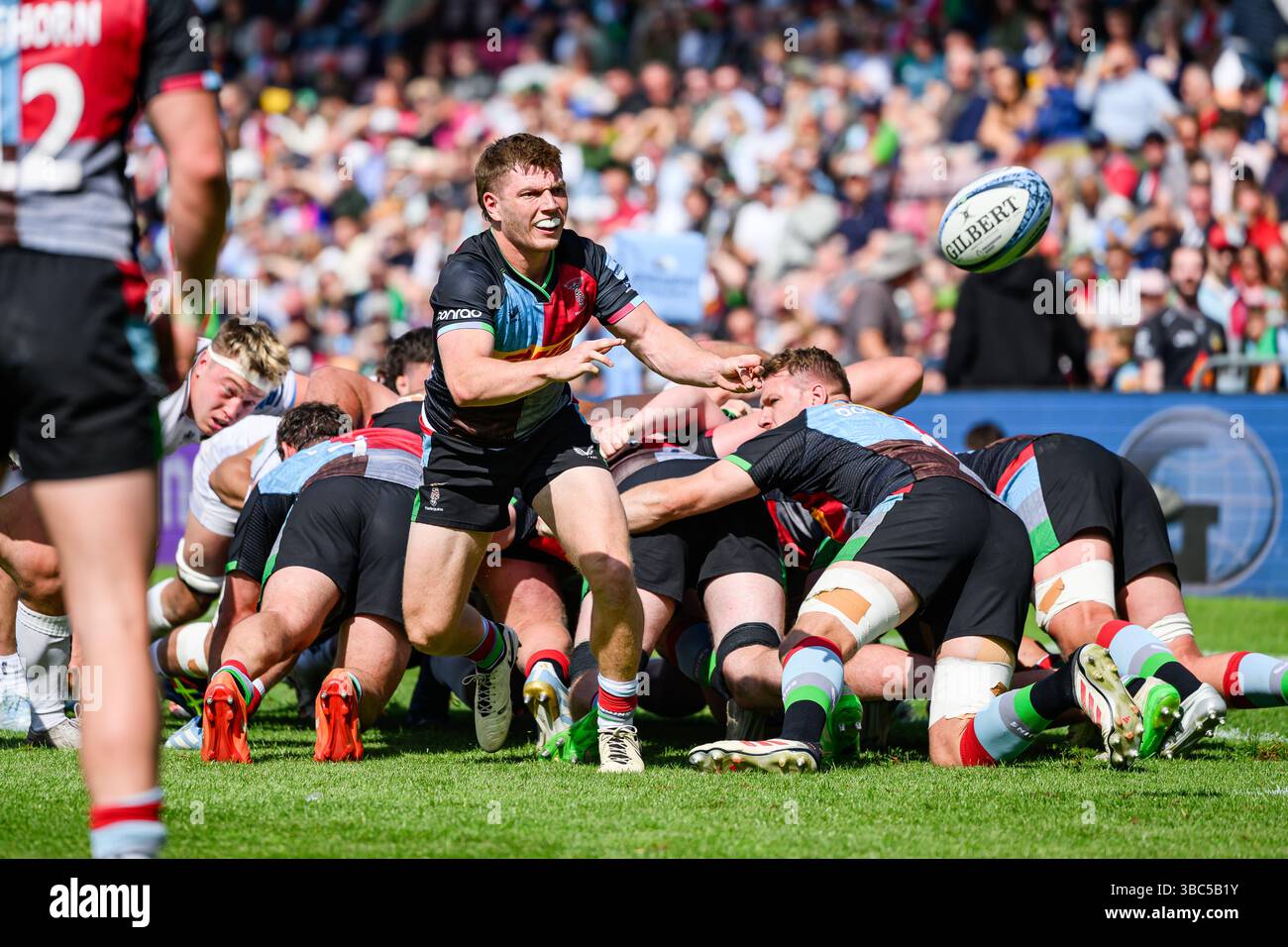 LONDON, UNITED KINGDOM - May 18: Will Porter of Harlequins (centre) in ...