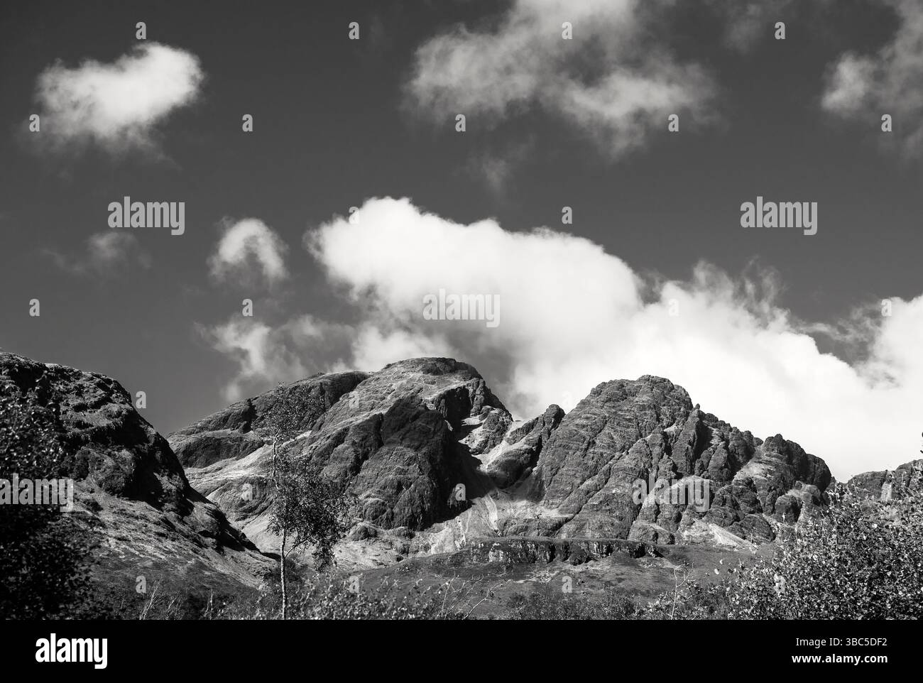 Rugged peaks of Bla Bheinn (Blaven) on the Isle of Skye, Scotland, UK ...