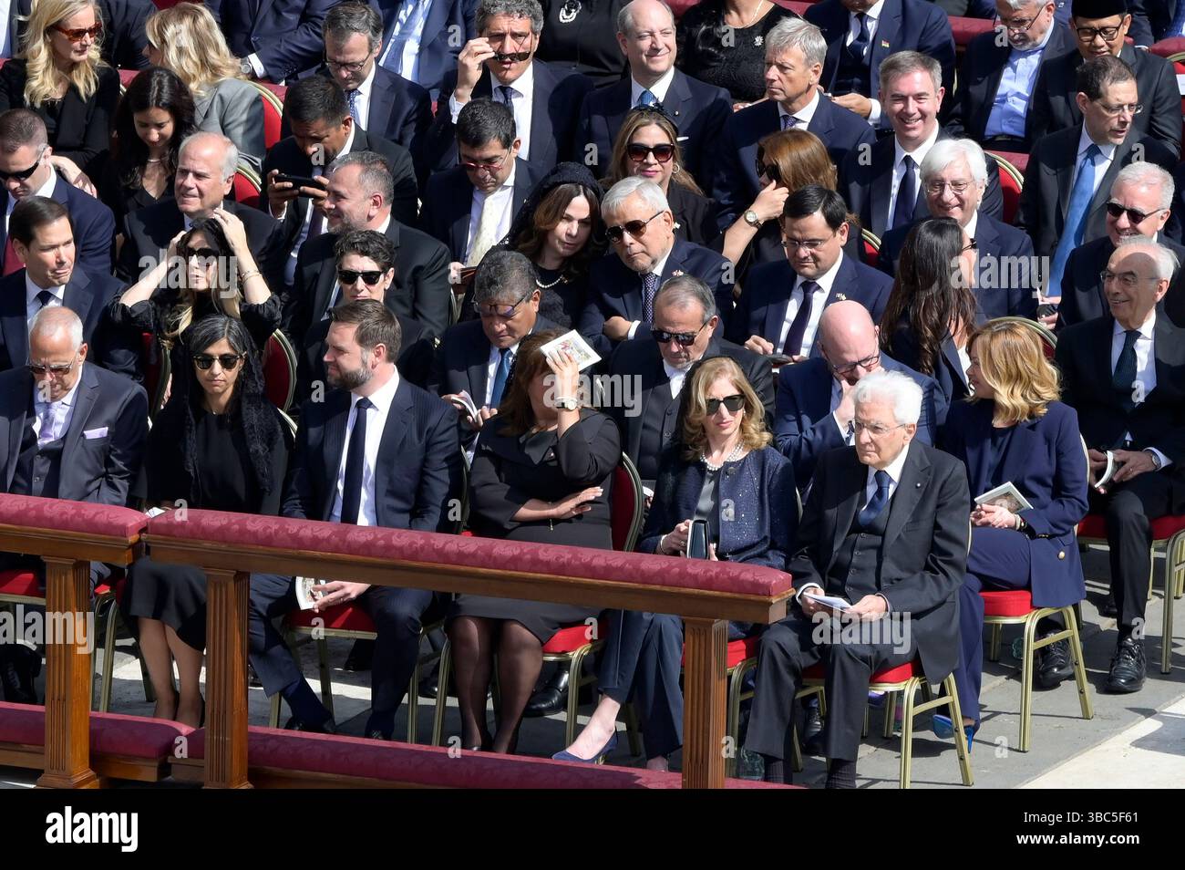 Jd and usha vance hi-res stock photography and images - Alamy