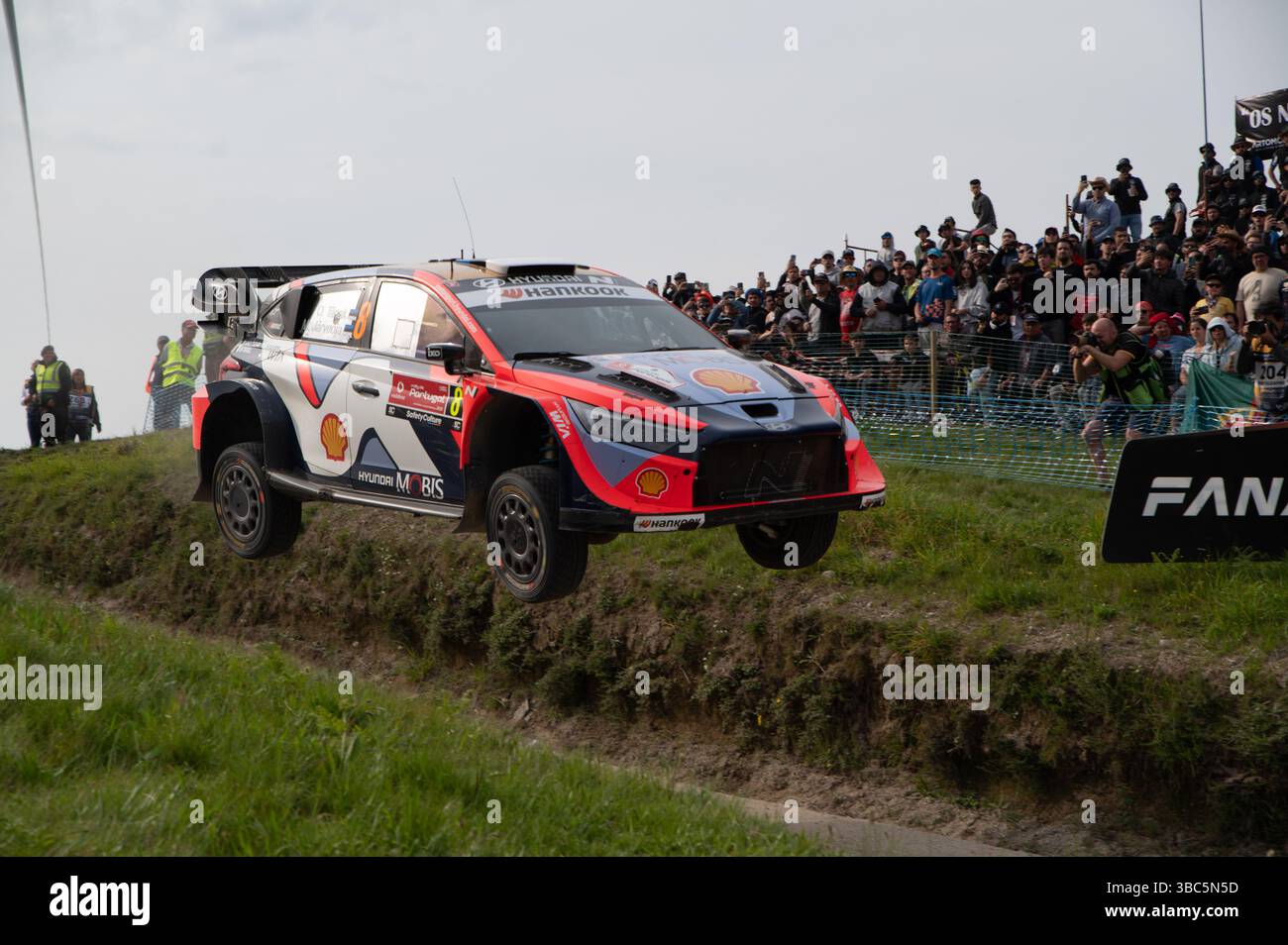 Matosinhos, Verbania, Portugal. 18th May, 2025. Ott TAÌˆNAK(Est ...