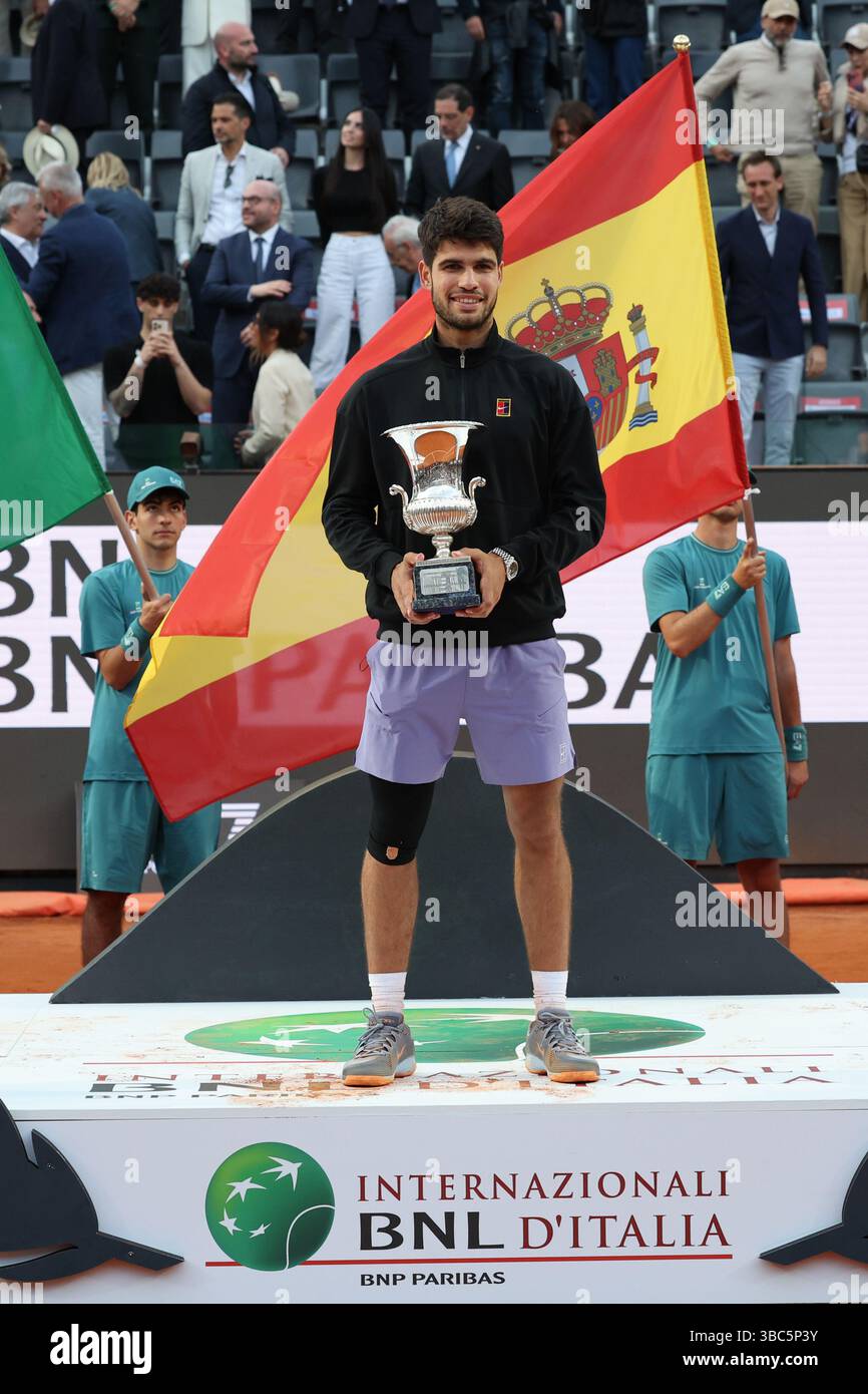Roma, Italia. 18th May, 2025. Carlos Alcaraz (ESP) during the men's ...
