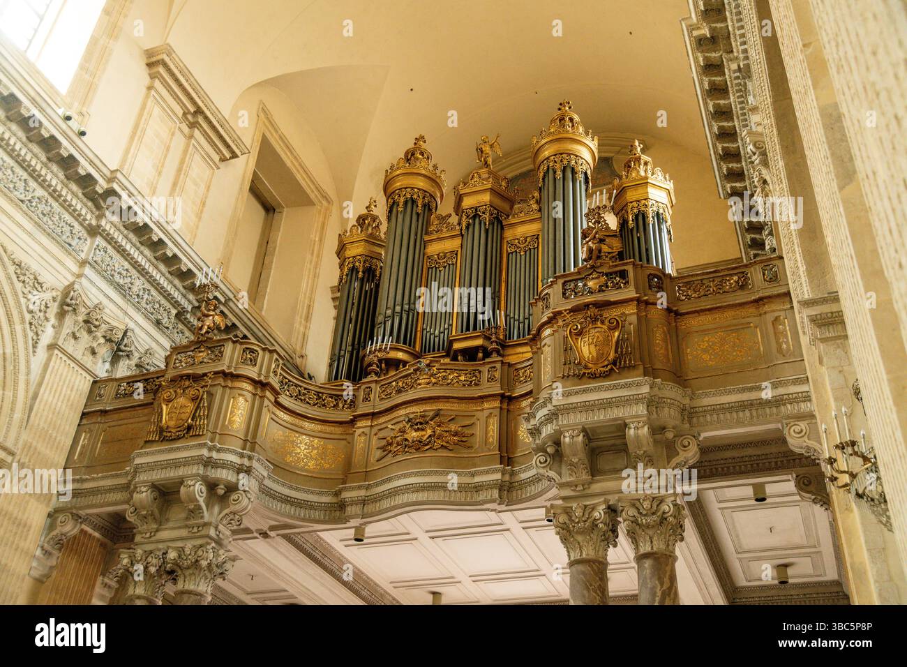 Baroque pipe organ in Cathedral of SantAgata Stock Photo - Alamy