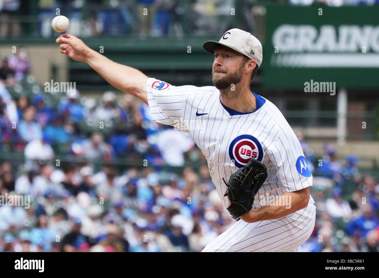 Chicago Cubs starting pitcher Colin Rea throws against the Chicago ...