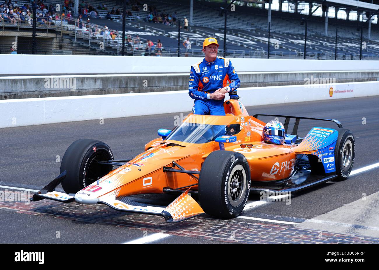 INDIANAPOLIS, IN - MAY 17: IndyCar driver Scott Dixon (9) poses for a ...