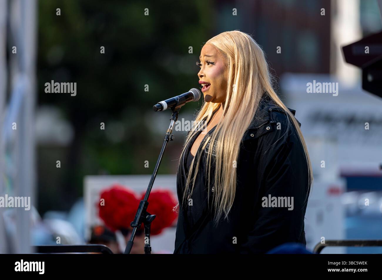 SAN FRANCISCO, CA - MAY 18: Professional Opera Singer Breanna Sinclairé ...