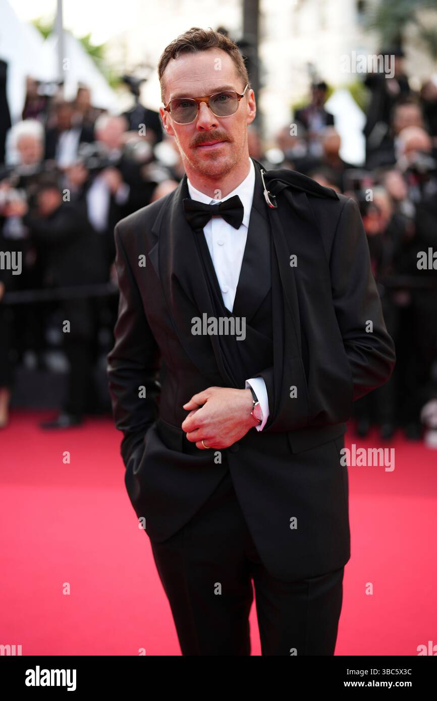 Benedict Cumberbatch poses for photographers upon arrival at the ...