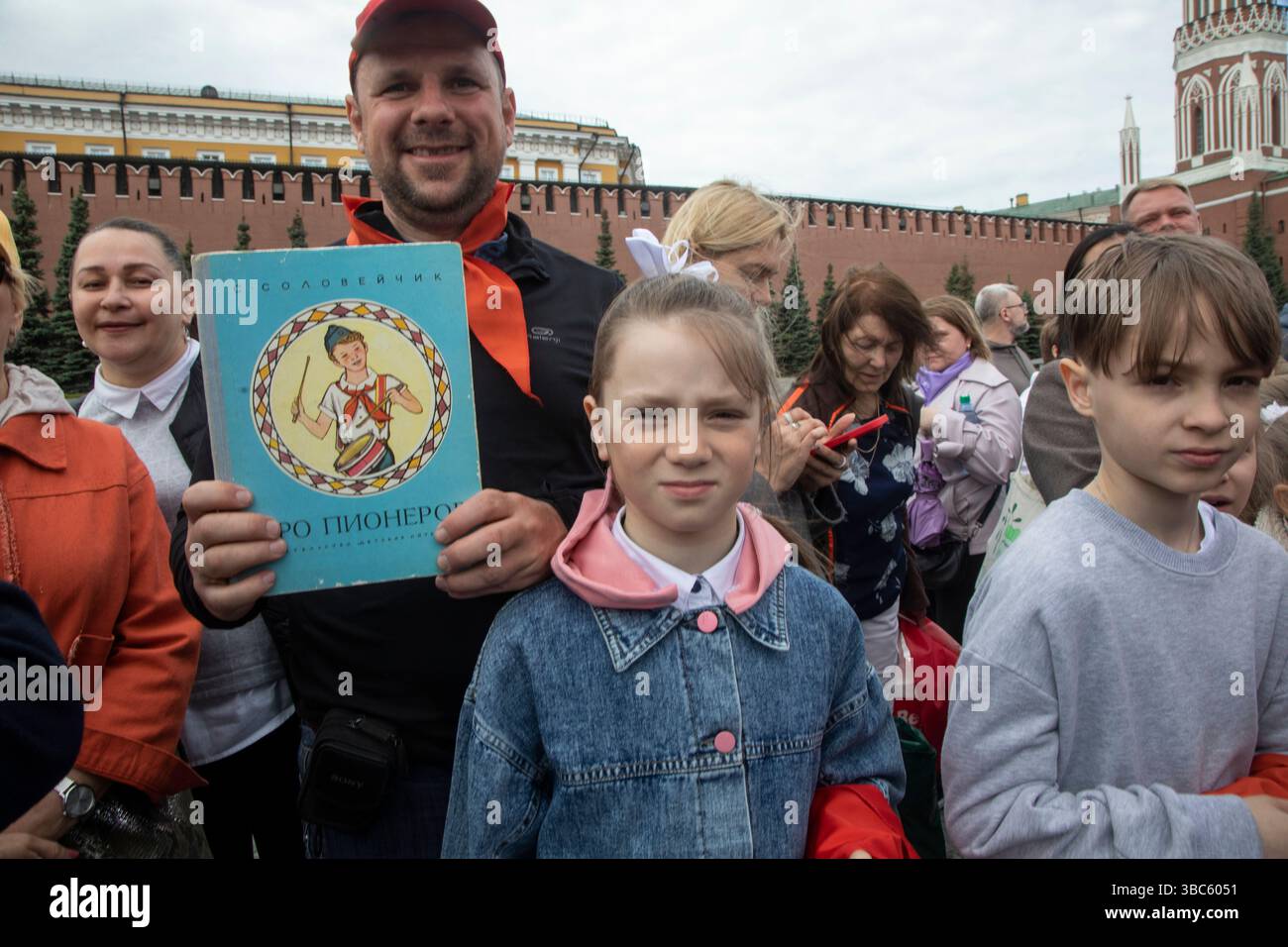 Moscow, Russia. 18th of May, 2025. Schoolchildren attend a pioneer ...