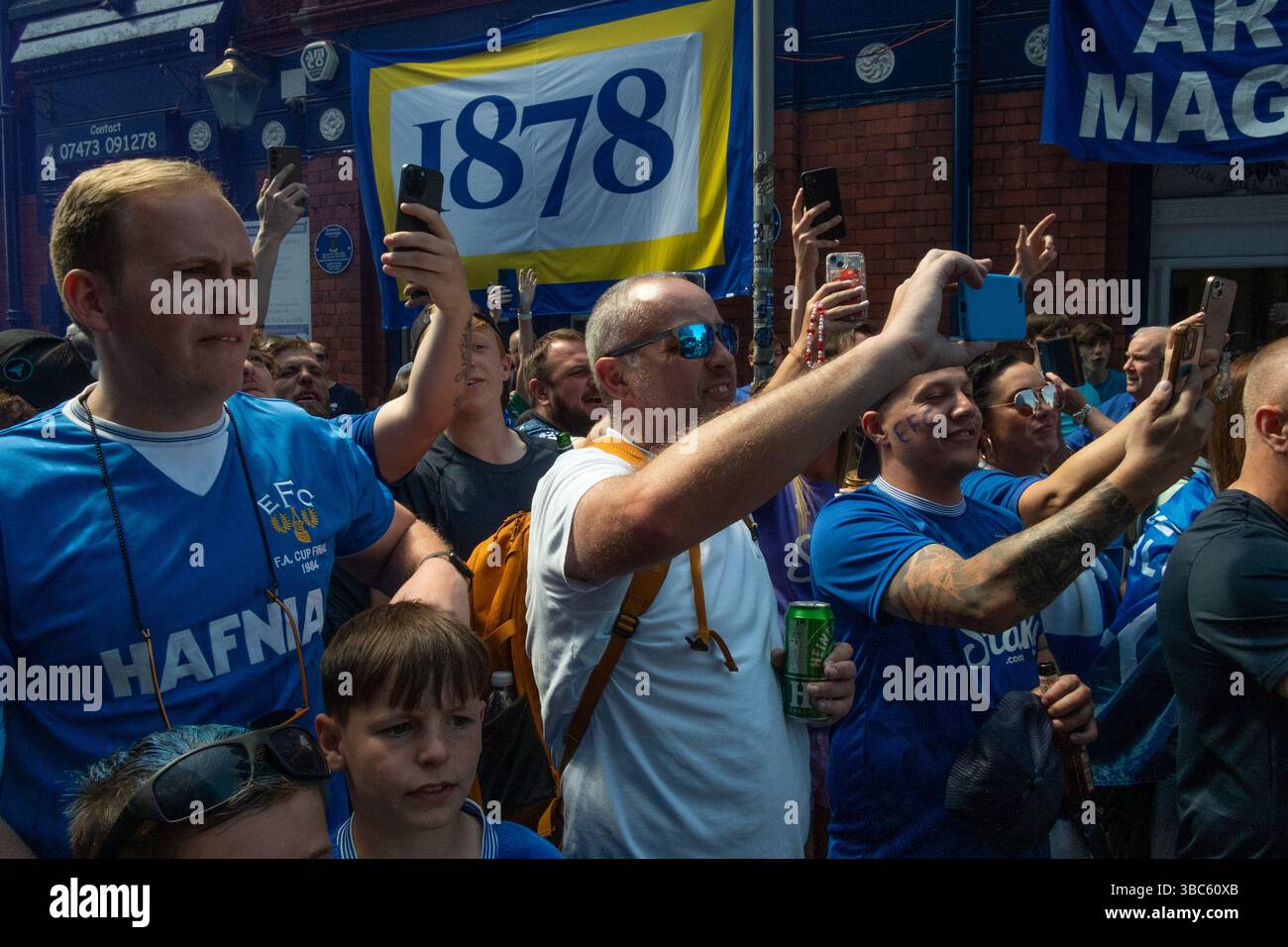 Goodbye 2025 hi-res stock photography and images - Alamy