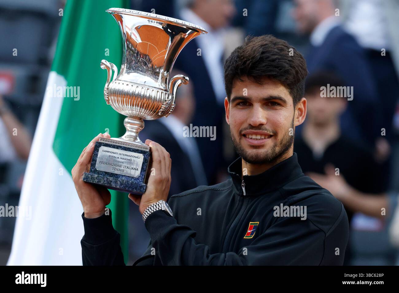 Rome, Italy. 18th May, 2025. Spain's Carlos Alcaraz poses with the ...