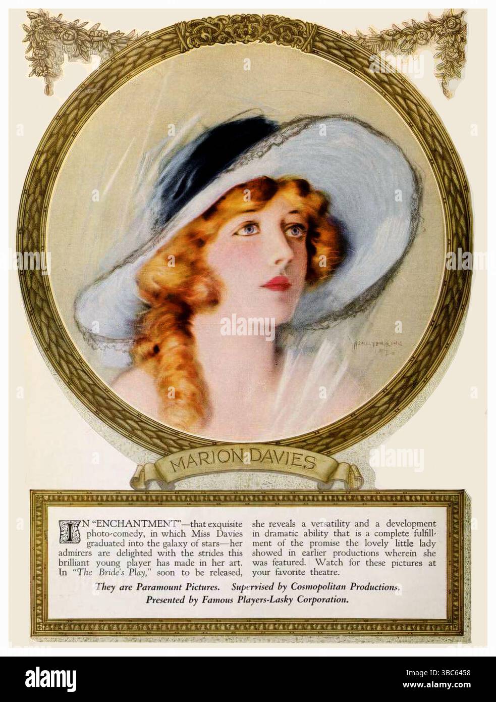 Retro hollywood women Cut Out Stock Images & Pictures - Alamy