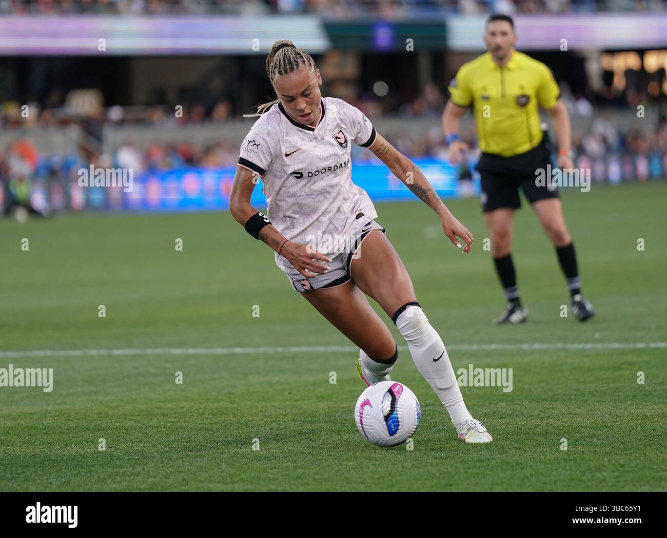 San Francisco, California, USA. 17th May, 2025. Angel City FC defender ...
