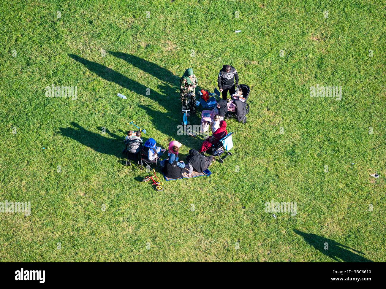 The Josaphat park with multi cultutal groups of families in the green ...