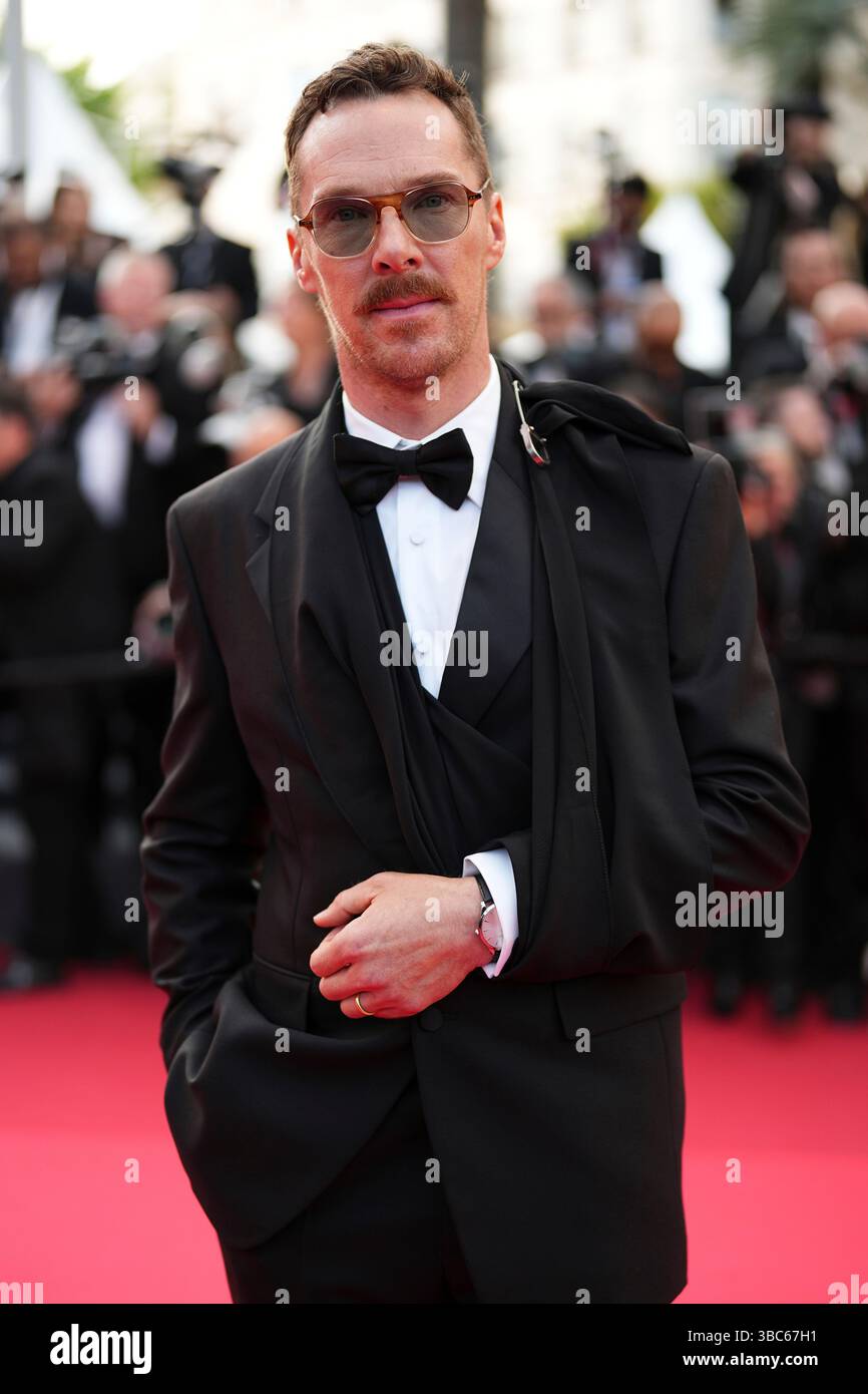 Benedict Cumberbatch poses for photographers upon arrival at the ...