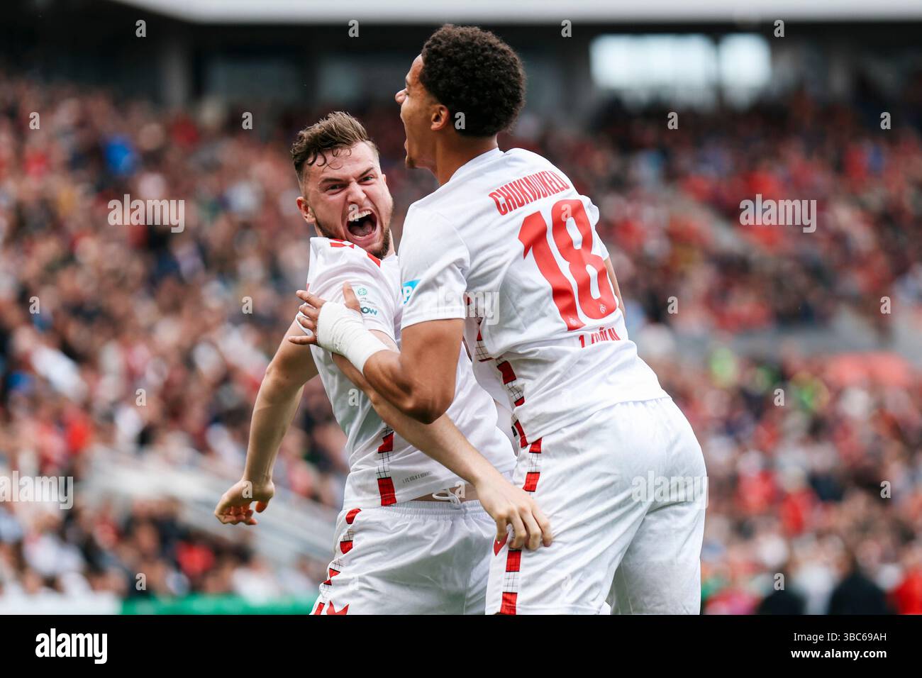 Luis Stapelmann (1. FC K?ln, #4) jubelt zum 4:5 Finale Deutsche Meisterschaft der U 19-DFB ...