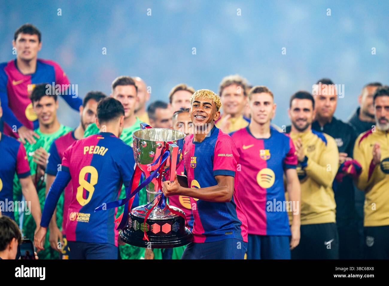 Barcelona, Spain. 18th May, 2025. Lamine Yamal of FC Barcelona with the ...