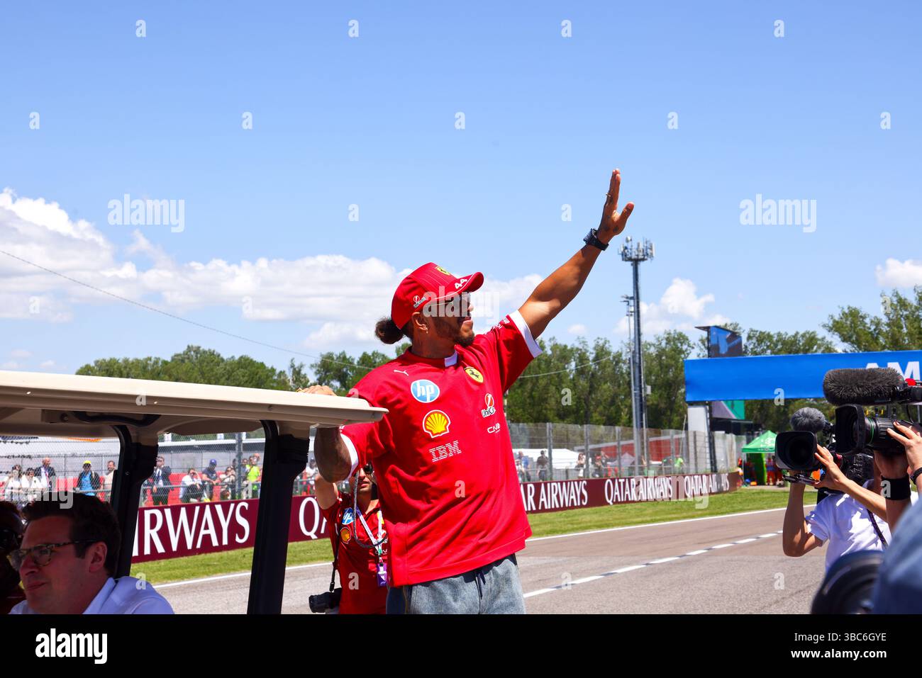 Lewis Hamilton (GBR) - Scuderia Ferrari - Ferrari SF-25 - Ferrari ...