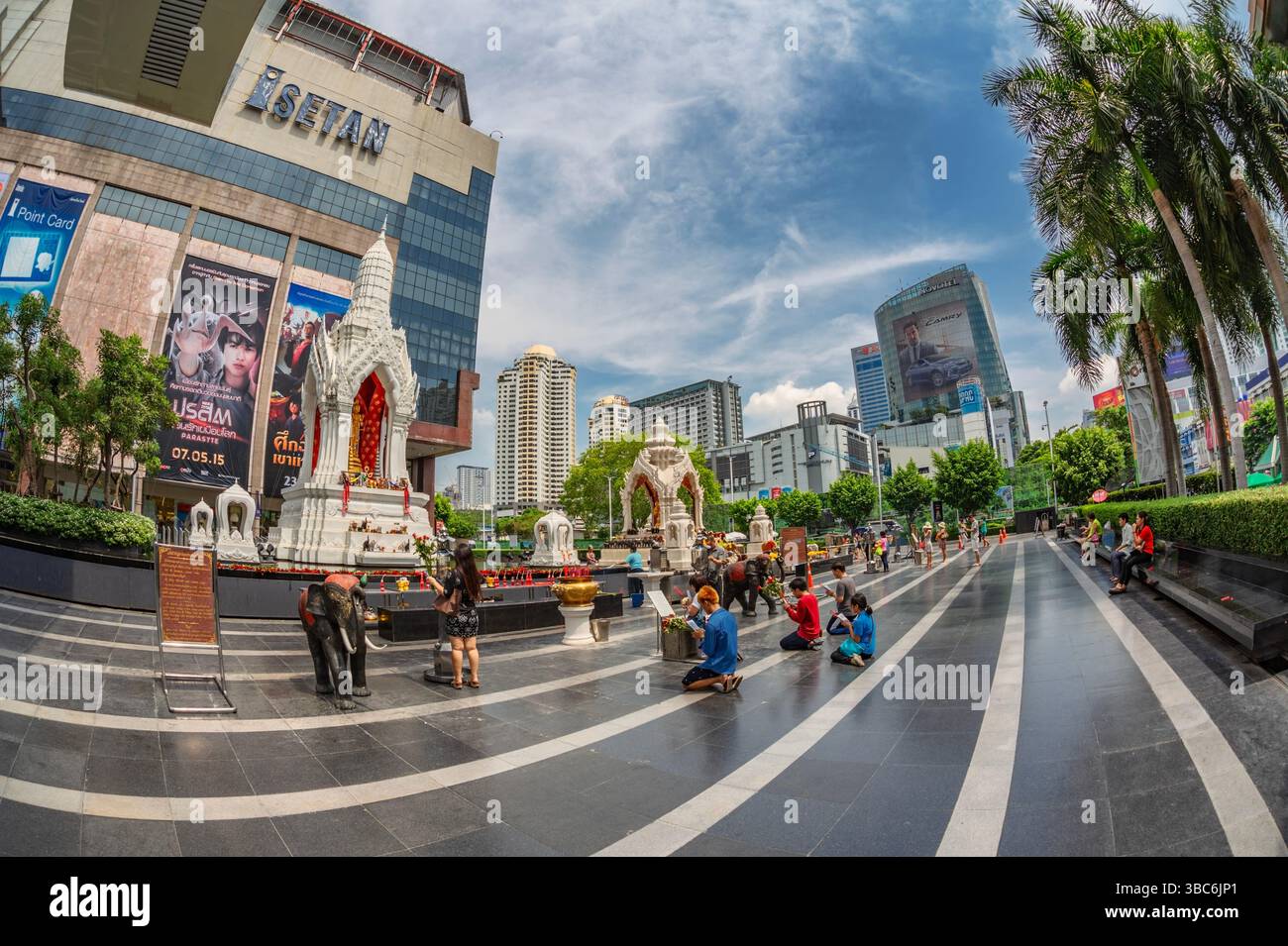 BANGKOK, THAILAND - APRIL 30, 2015: Thais pray about Isetan shopping ...
