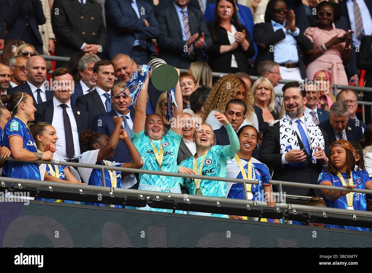 Wembley Stadium, London, UK. 18th May, 2025. Womens FA Cup Final ...