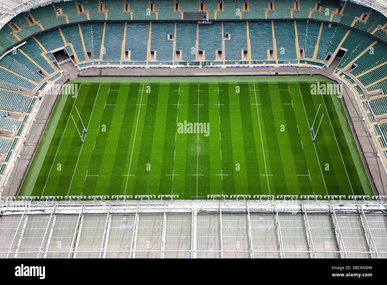 An Ariel view of pitch at The Allianz Stadium, Twickenham Stock Photo ...