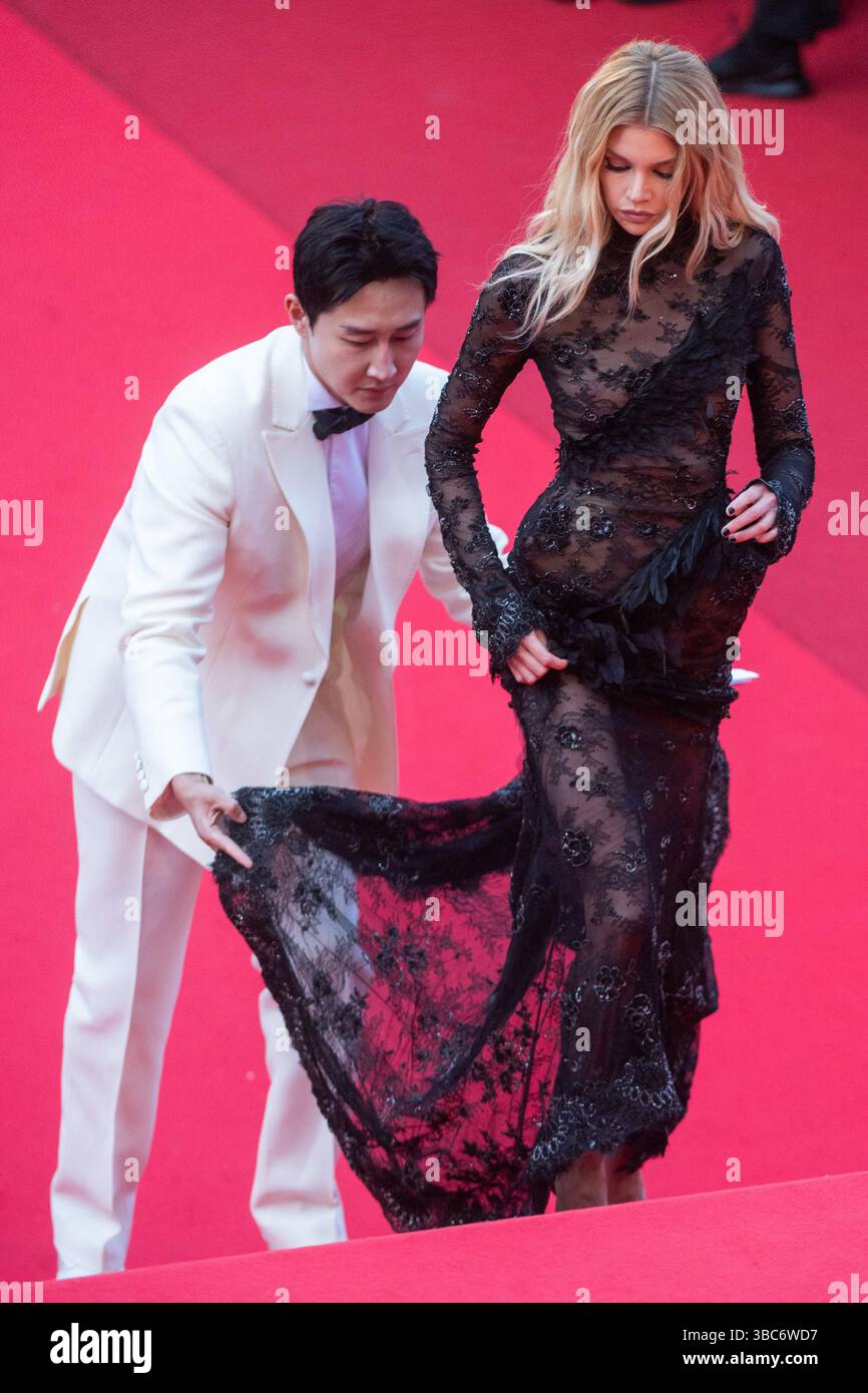 Stella Maxwell attending The Phoenician Scheme Premiere in Cannes ...