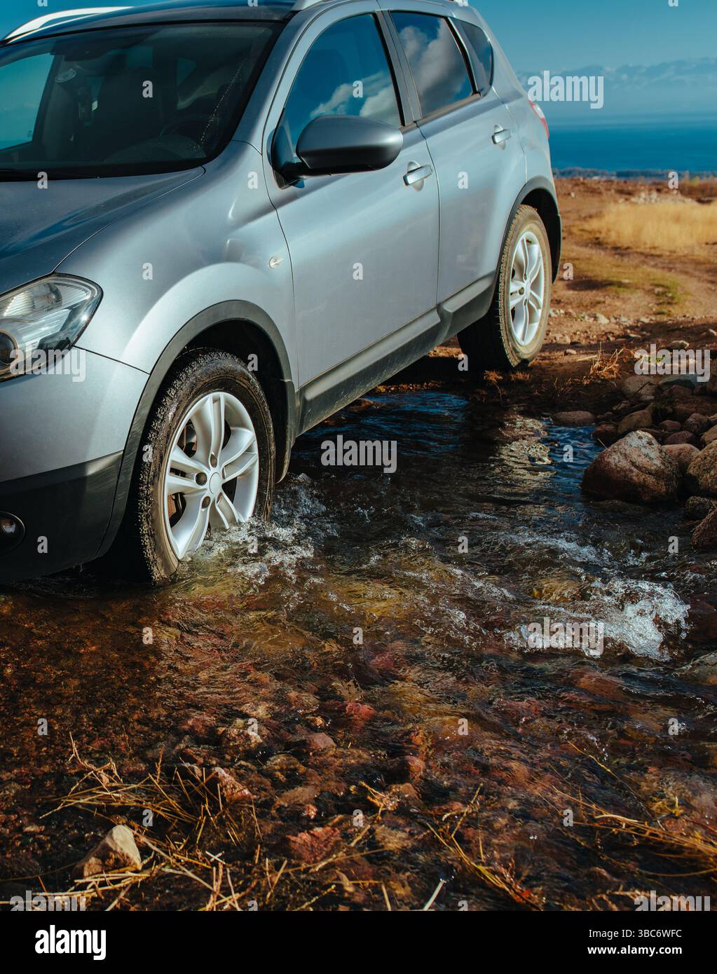 Crossing stream on car hi-res stock photography and images - Alamy