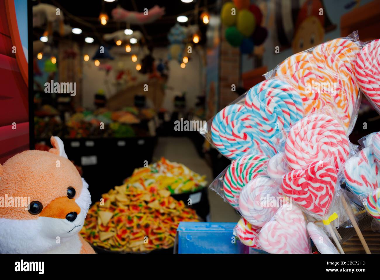 Many lollipops hi-res stock photography and images - Alamy