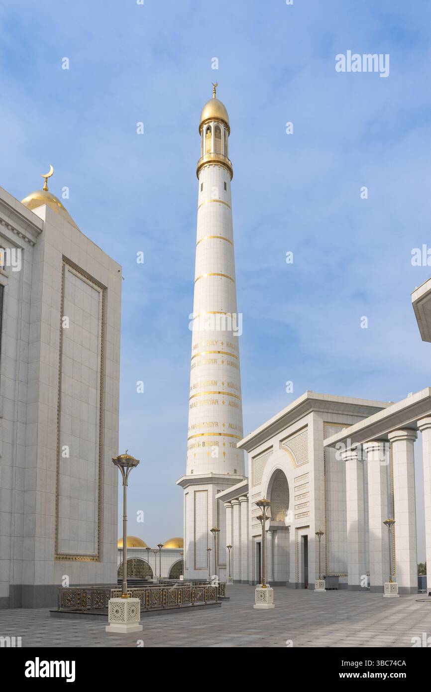 Ashgabat, Turkmenistan, Turkmenbashi Rukh Mosque — one of the largest ...