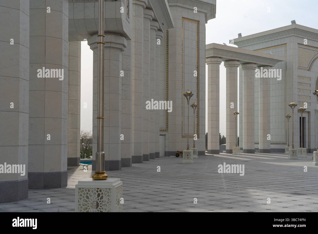 Ashgabat, Turkmenistan, Turkmenbashi Rukh Mosque — one of the largest ...