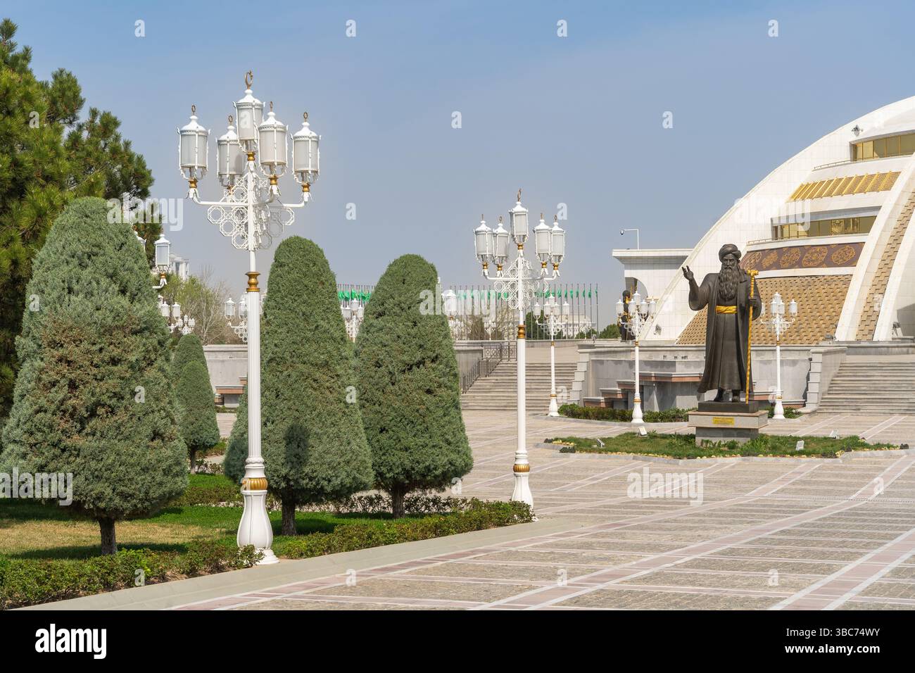 Ashgabat, Turkmenistan, Monument of Independence of Turkmenistan and ...